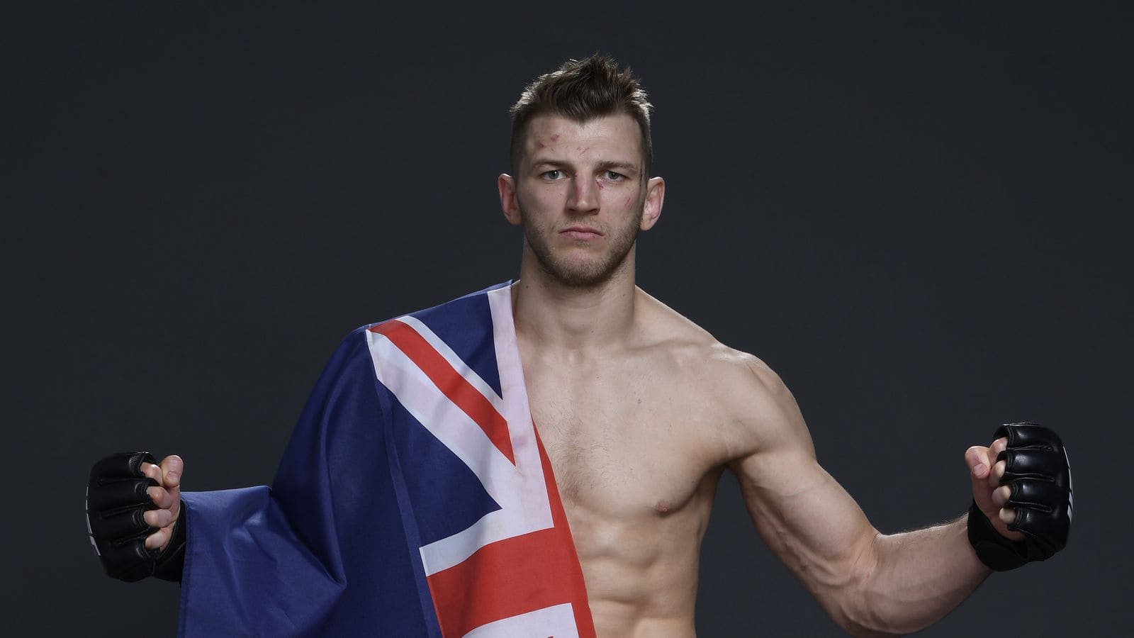 Дэн Хукер проведет бой с Арнольдом Алленом на UFC Fight Night 204