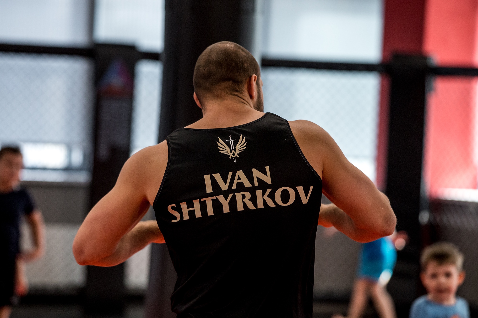 UFC и Иван Штырков расторгли контракт после результатов допинг-тестирования