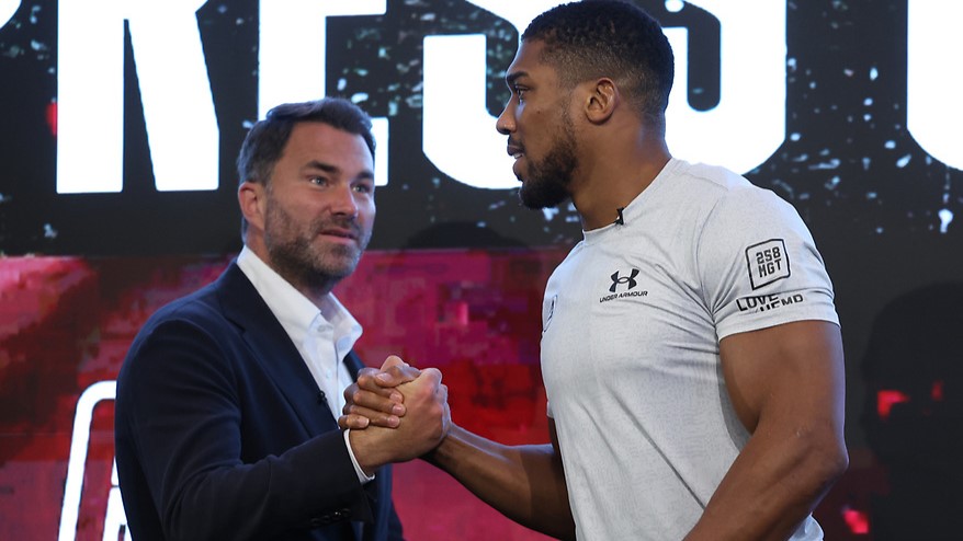Хирн уверен, что Джошуа завершит карьеру абсолютным чемпионом